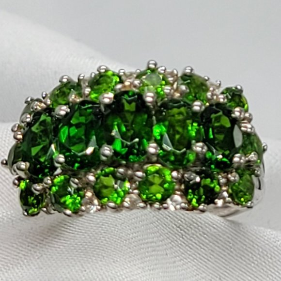 JTV/HSN | Jewelry | Nwot Beautiful Jtvhsn Sterling Silver Emerald Ring ...